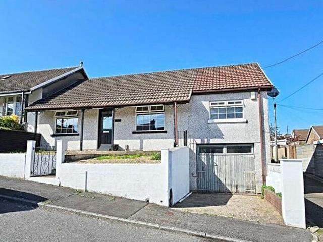 4 Bedroom Semi detached Bungalow For Sale In Maesycoed