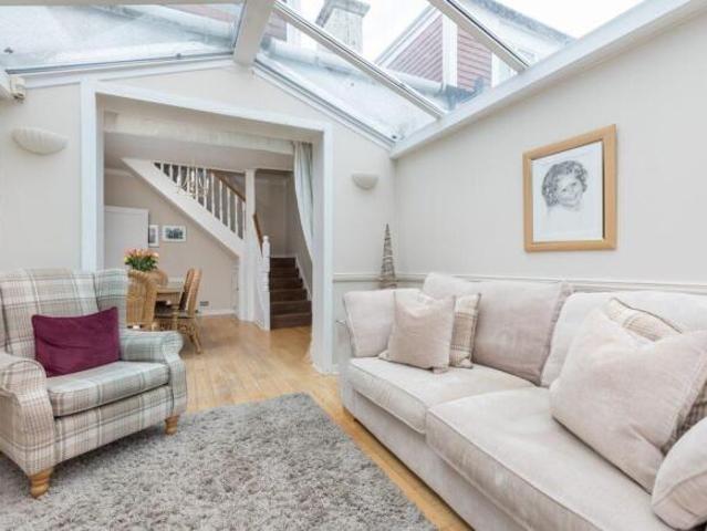 4 bedroom semi detached bungalow for sale in Ravenstone Drive, Giffnock, G46