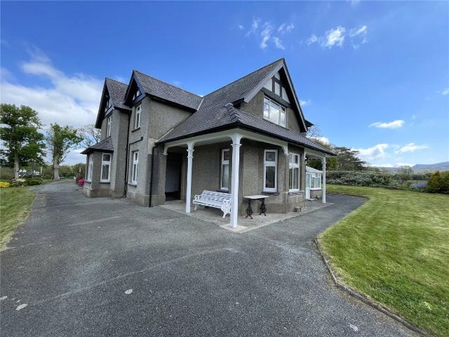4 bedroom semi detached house