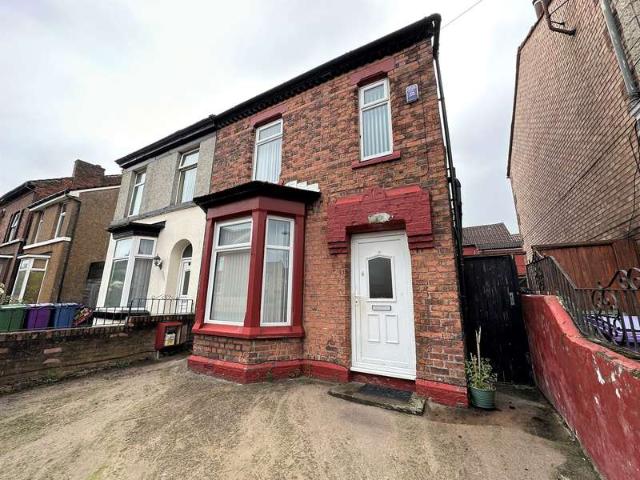 4 Bedroom Semi Detached House