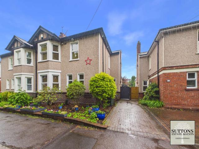 4 Bedroom Semi Detached House