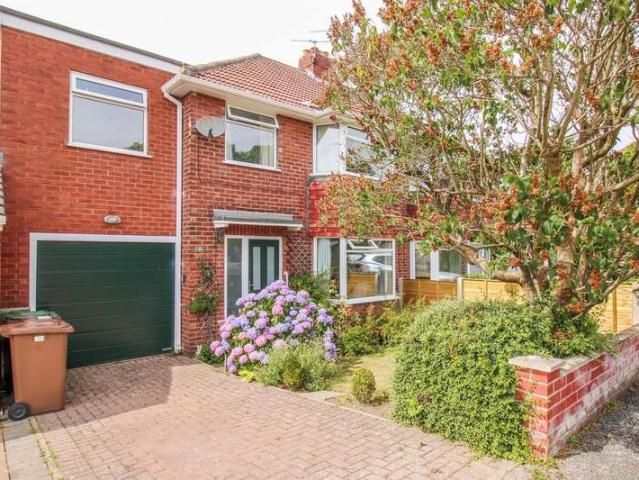 4 Bedroom Semi Detached House
