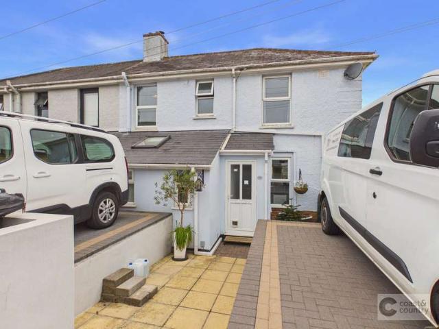 4 Bedroom Semi Detached House