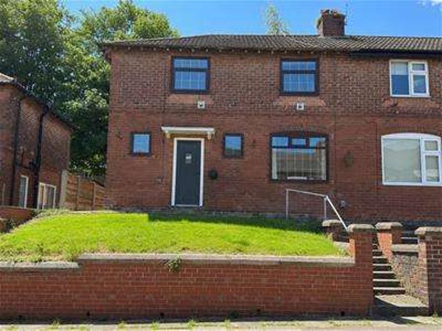 4 Bedroom Semi Detached House