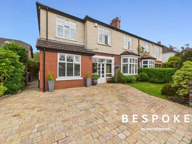 4 Bedroom Semi Detached House
