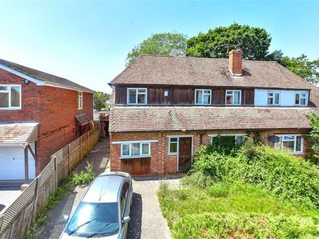 4 Bedroom Semi Detached House