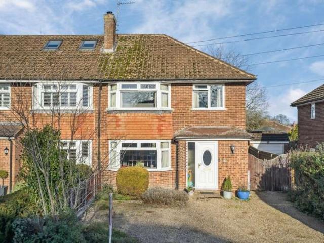 4 Bedroom Semi Detached House