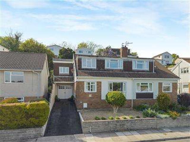 4 Bedroom Semi Detached House