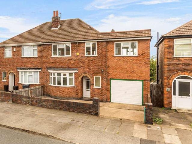 4 Bedroom Semi Detached House