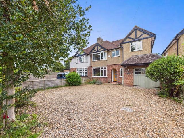4 Bedroom Semi Detached House