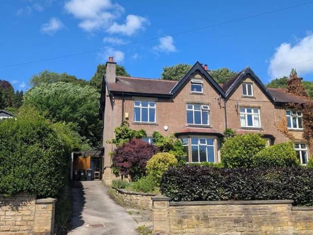 4 Bedroom Semi Detached House