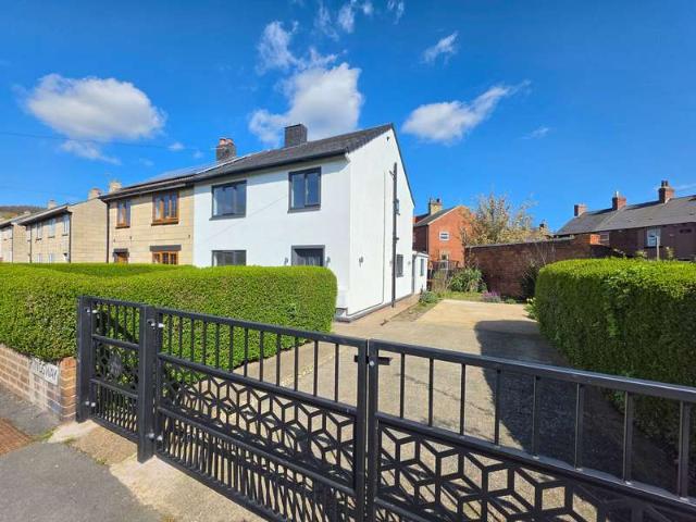 4 Bedroom Semi Detached House