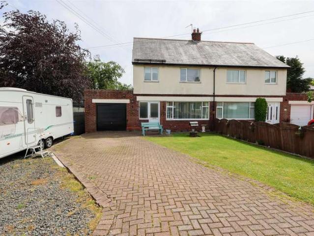 4 Bedroom Semi Detached House