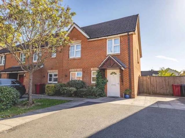 4 Bedroom Semi Detached House