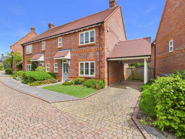 4 Bedroom Semi Detached House