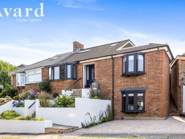 4 Bedroom Semi Detached House