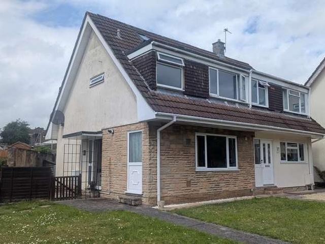 4 Bedroom Semi Detached House