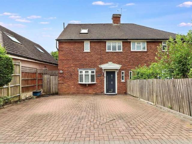 4 Bedroom Semi Detached House