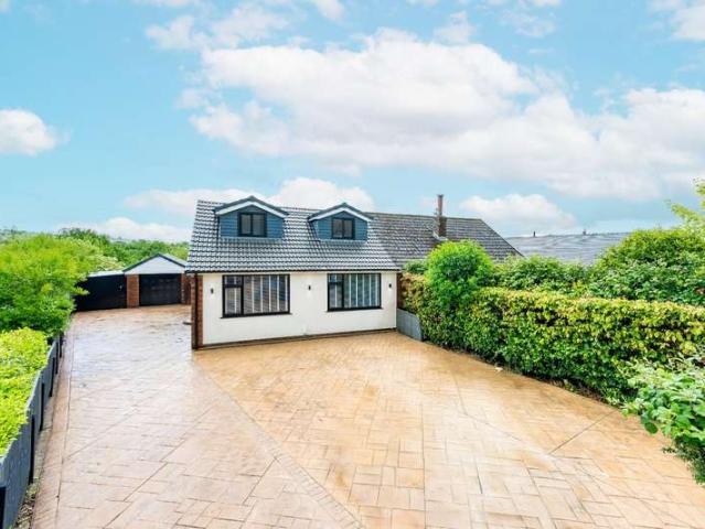 4 Bedroom Semi Detached House