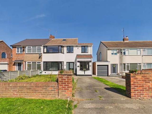 4 Bedroom Semi Detached House