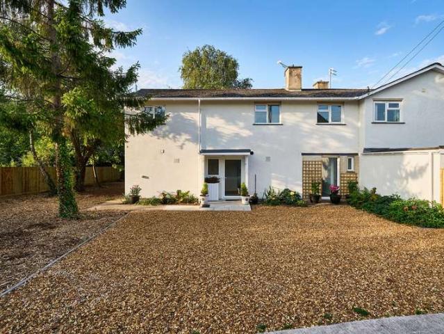 4 Bedroom Semi Detached House