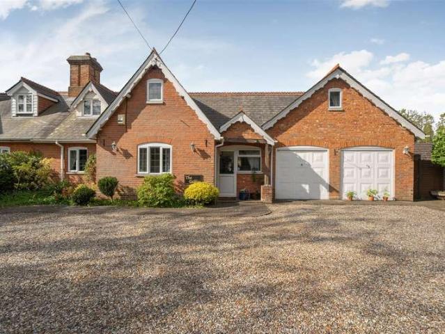 4 Bedroom Semi Detached House