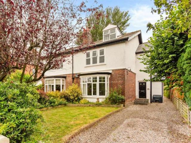 4 Bedroom Semi Detached House