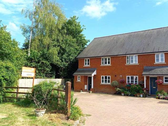 4 Bedroom Semi Detached House