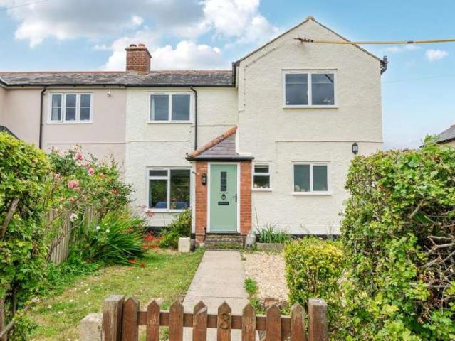 4 Bedroom Semi Detached House