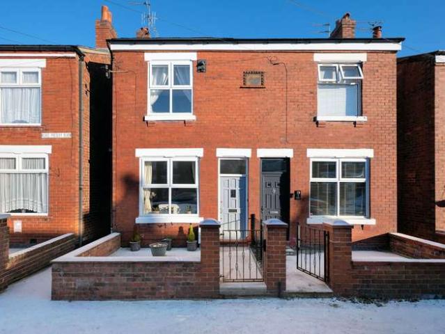 4 Bedroom Semi Detached House