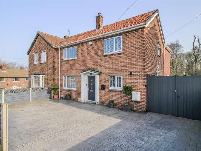 4 Bedroom Semi Detached House