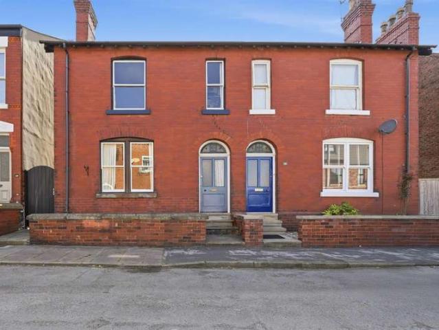 4 Bedroom Semi Detached House