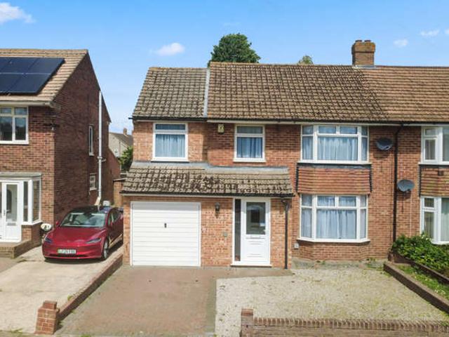4 Bedroom Semi Detached House