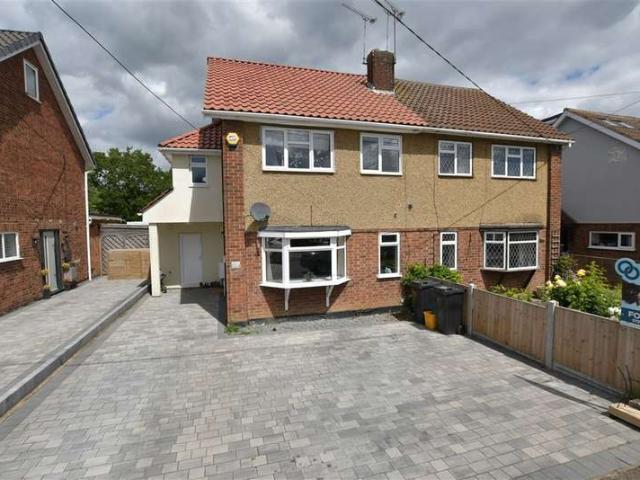 4 Bedroom Semi Detached House