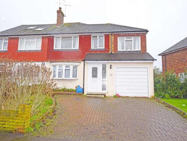 4 Bedroom Semi Detached House