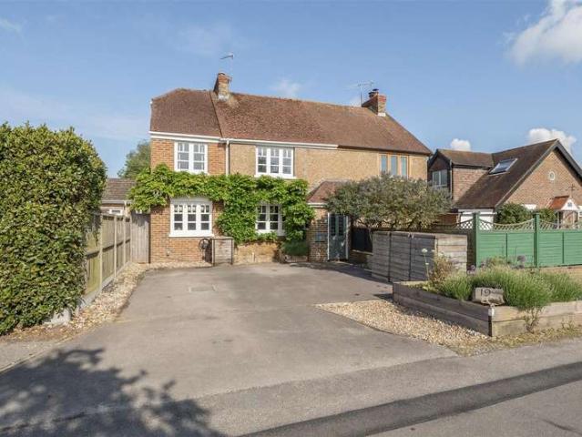 4 Bedroom Semi Detached House