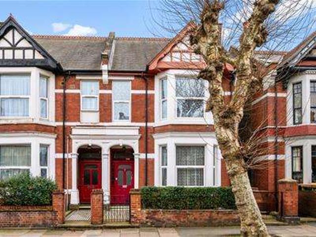 4 Bedroom Semi Detached House