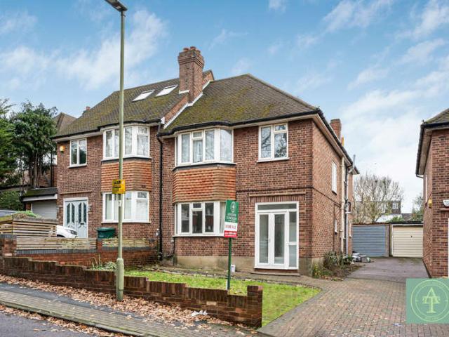 4 Bedroom Semi Detached House