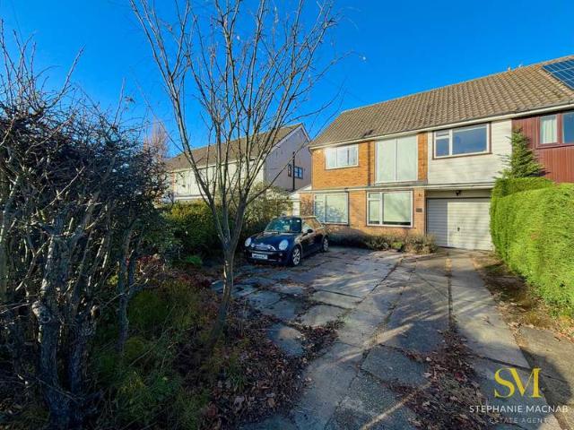 4 Bedroom Semi Detached House