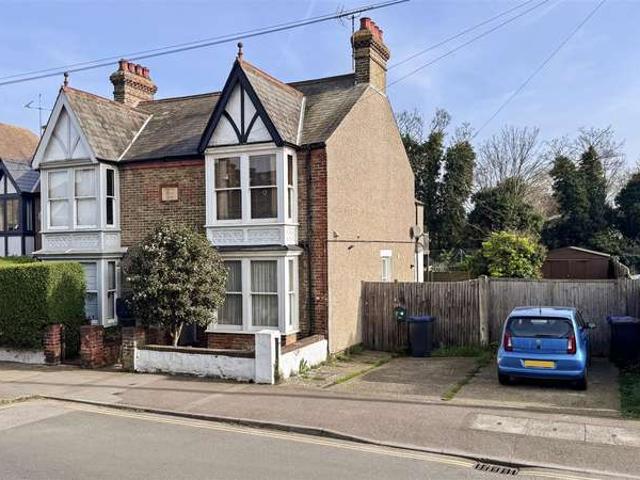 4 Bedroom Semi Detached House