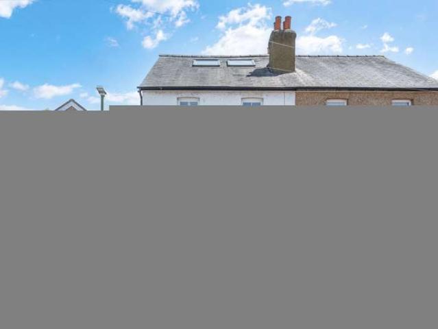 4 Bedroom Semi Detached House