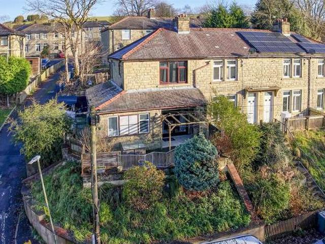 4 Bedroom Semi Detached House