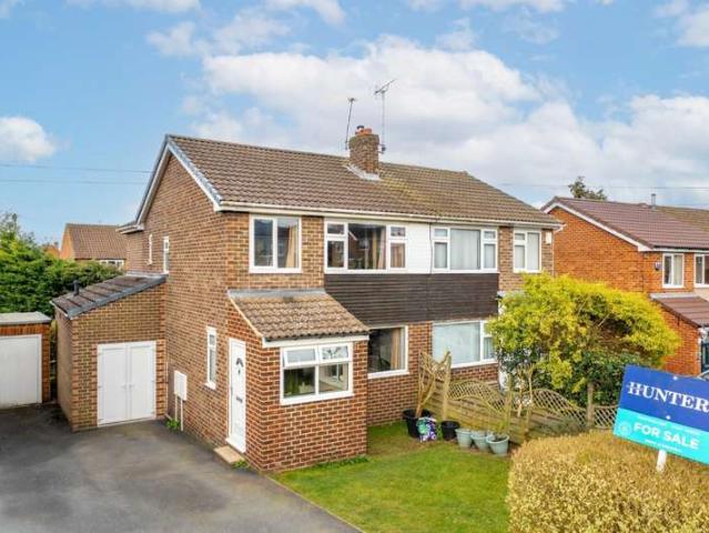 4 Bedroom Semi Detached House