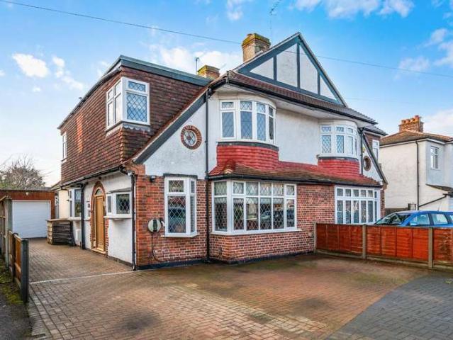 4 Bedroom Semi Detached House