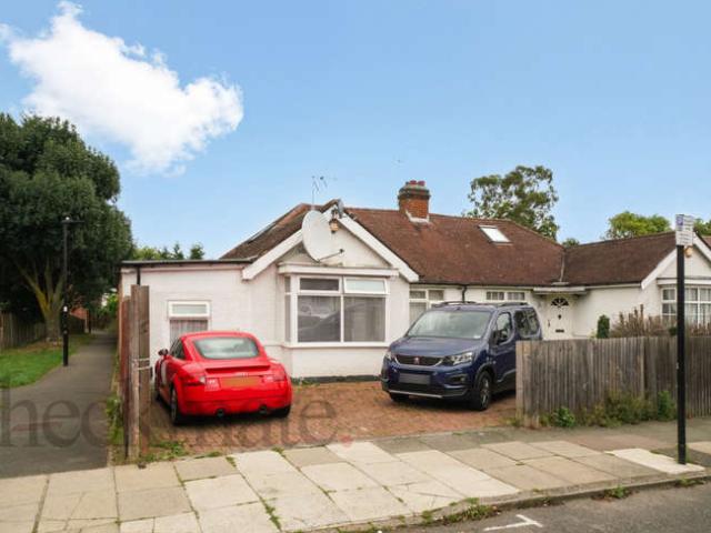 4 Bedroom Semi Detached House