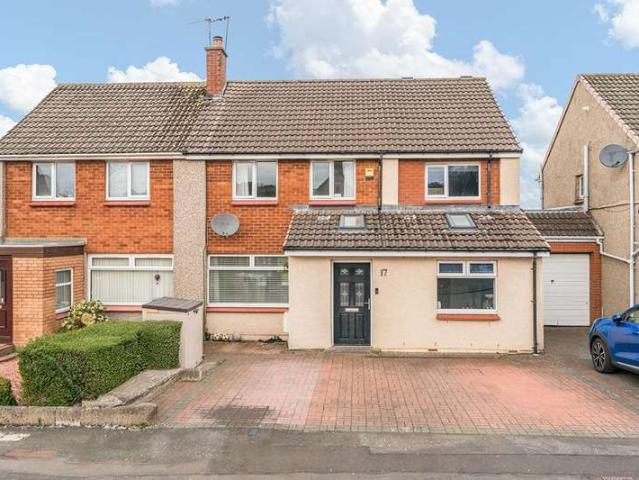 4 Bedroom Semi Detached House