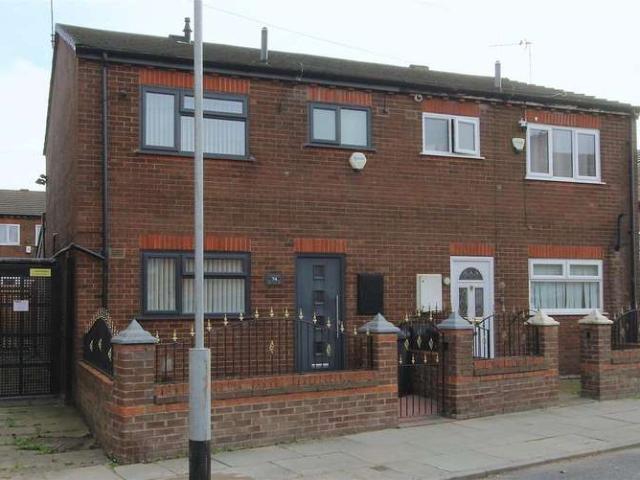 4 Bedroom Semi Detached House