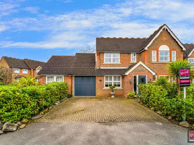 4 Bedroom Detached House