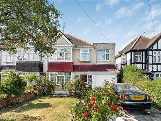 4 Bedroom Semi Detached House