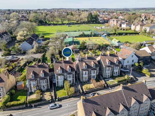 4 Bedroom Semi Detached House